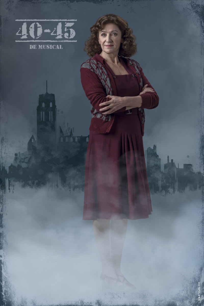 Feature: BABETTE VAN VEEN, RENEE FOKKER EN KEES BOOT IN 40-45 DE MUSICAL!